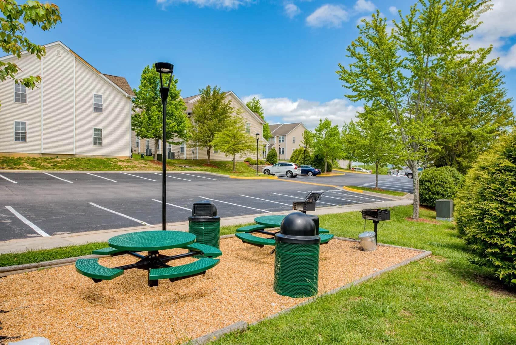 Gallery | Off-Campus Apartments — Maple Ridge Townhomes