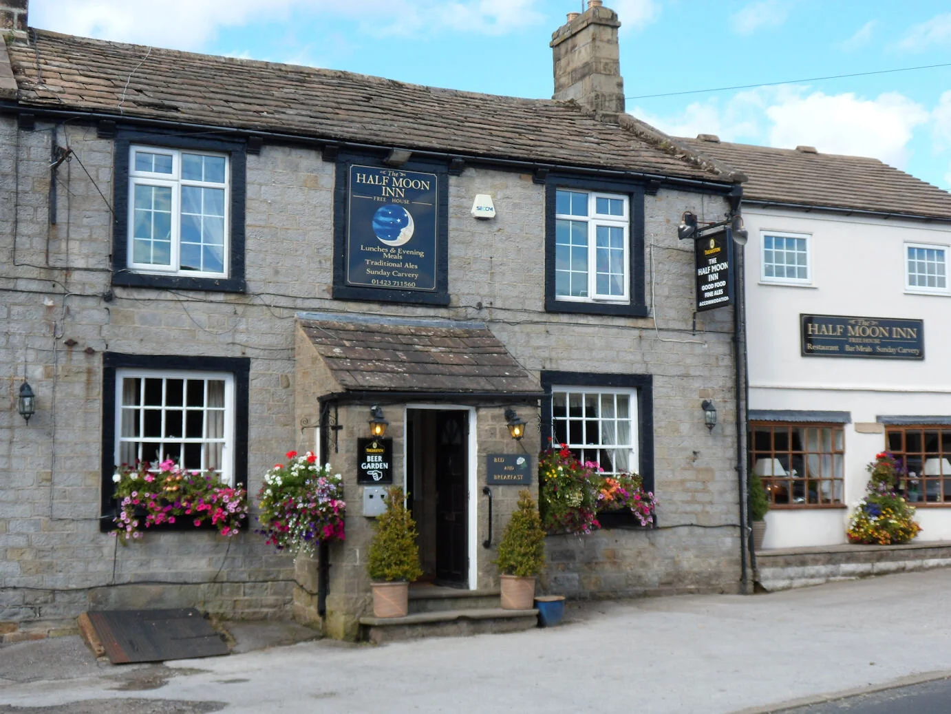 Half Moon Inn