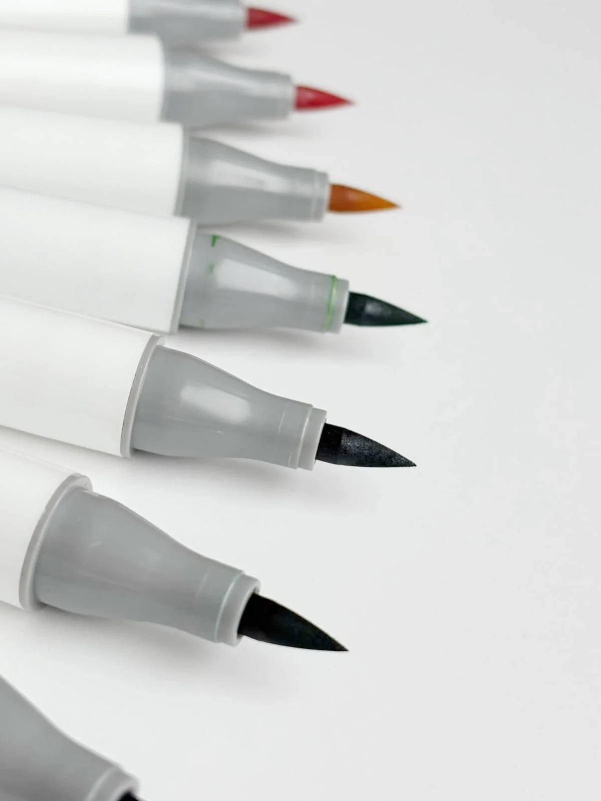 How to Choose the Best Calligraphy Pen