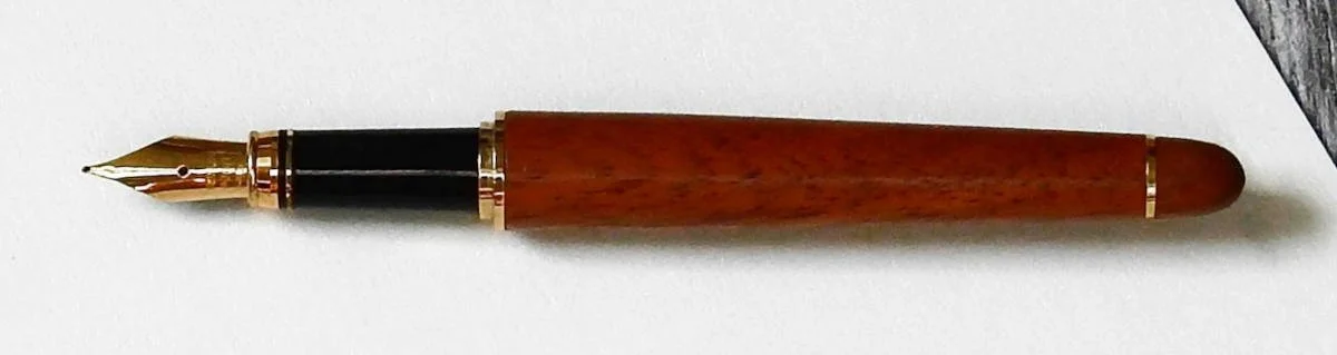 How to Choose the Best Calligraphy Pen