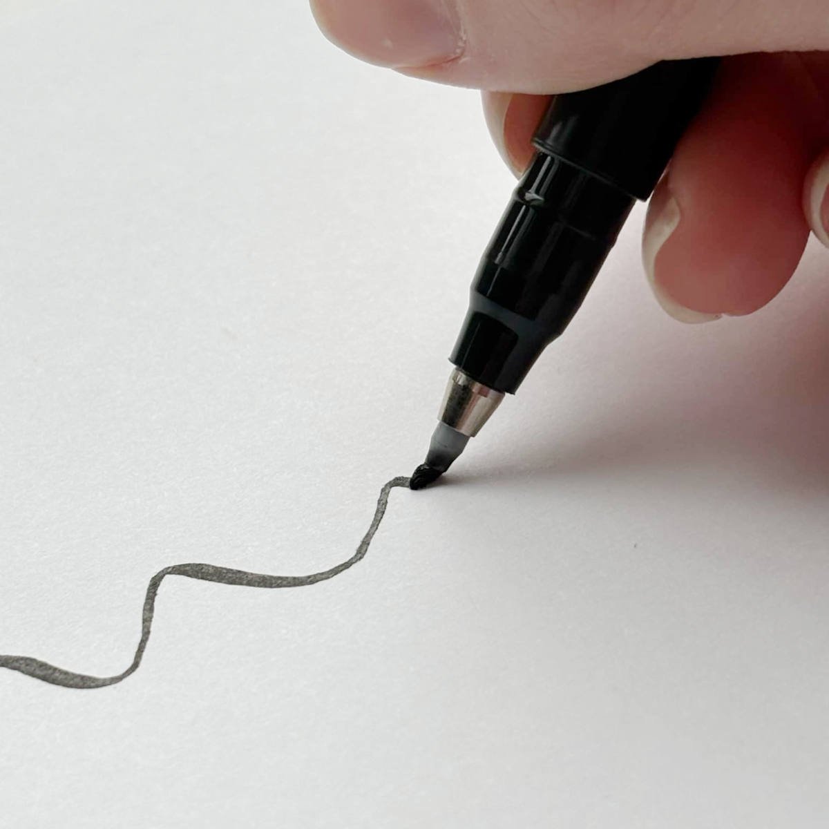 How to Choose the Best Calligraphy Pen