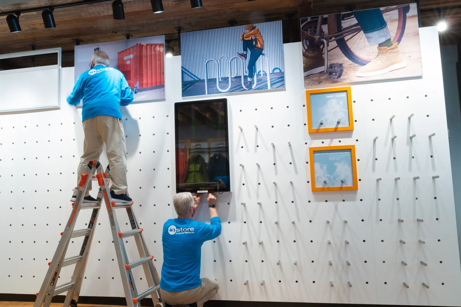 In-Store Experience | Custom Retail Display Manufacturer