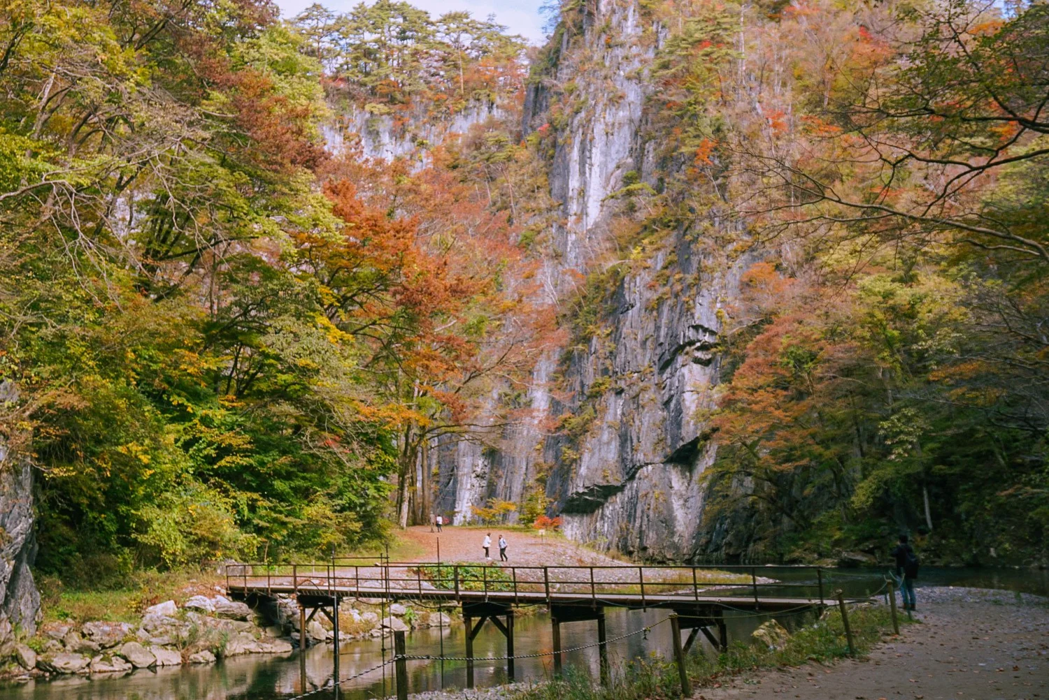 Geibikei Gorge & Yugendo Cave — Shelby Abroad