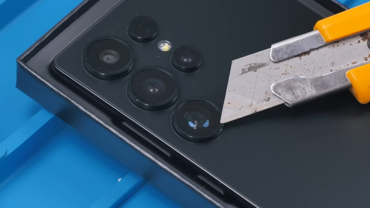 The Fake Galaxy S25 Ultra Is Here And It's Surprisingly Convincing ...