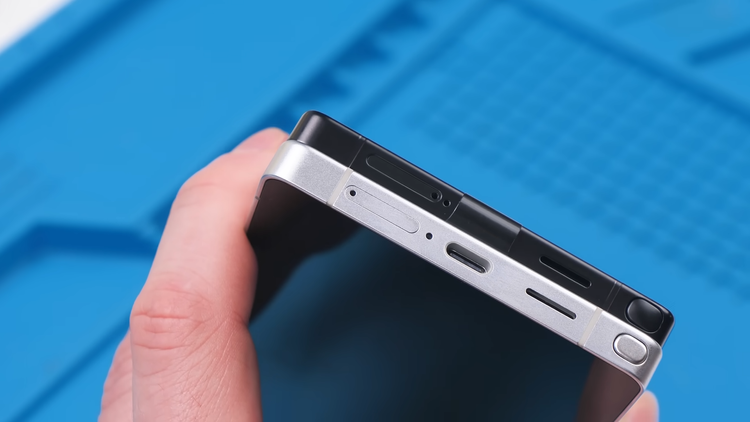 The Fake Galaxy S25 Ultra Is Here And It's Surprisingly Convincing ...