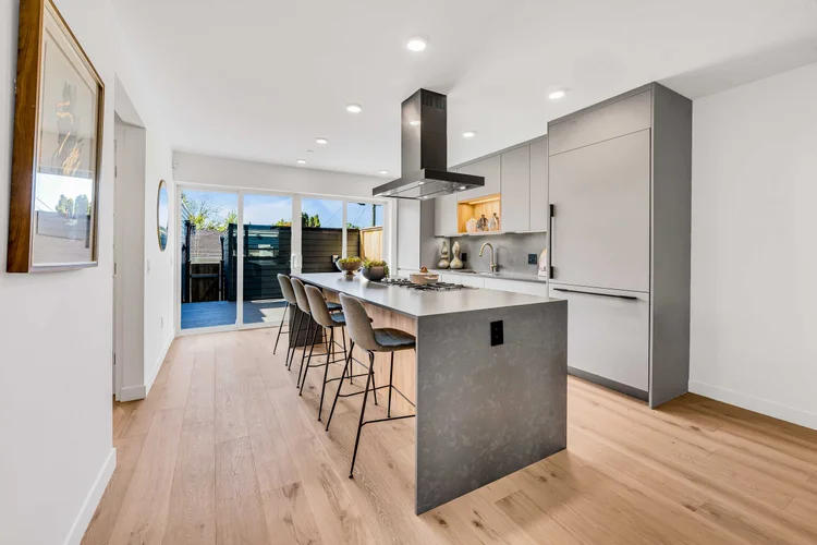 Canada's Real Estate Photography & Video - Realty Studios