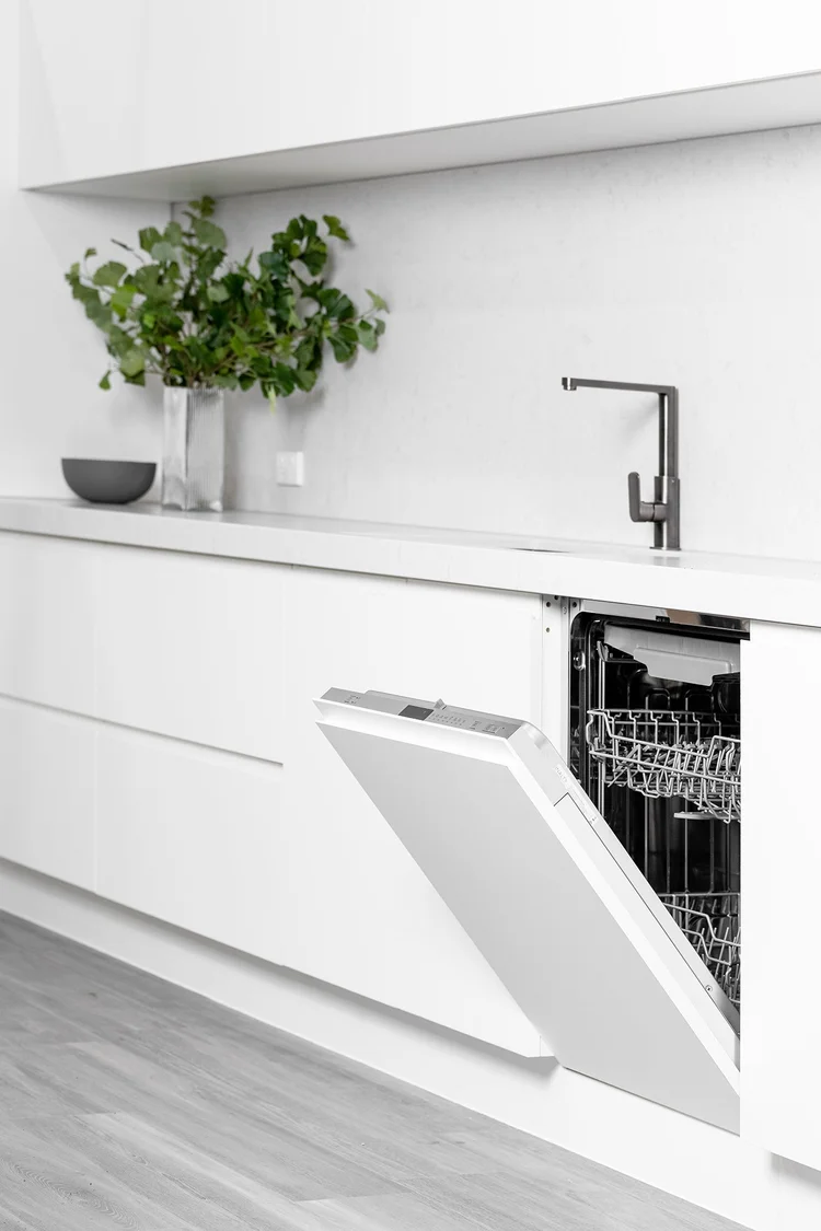 Integrated Dishwashers | Elevate Your Kitchen Today — InAlto