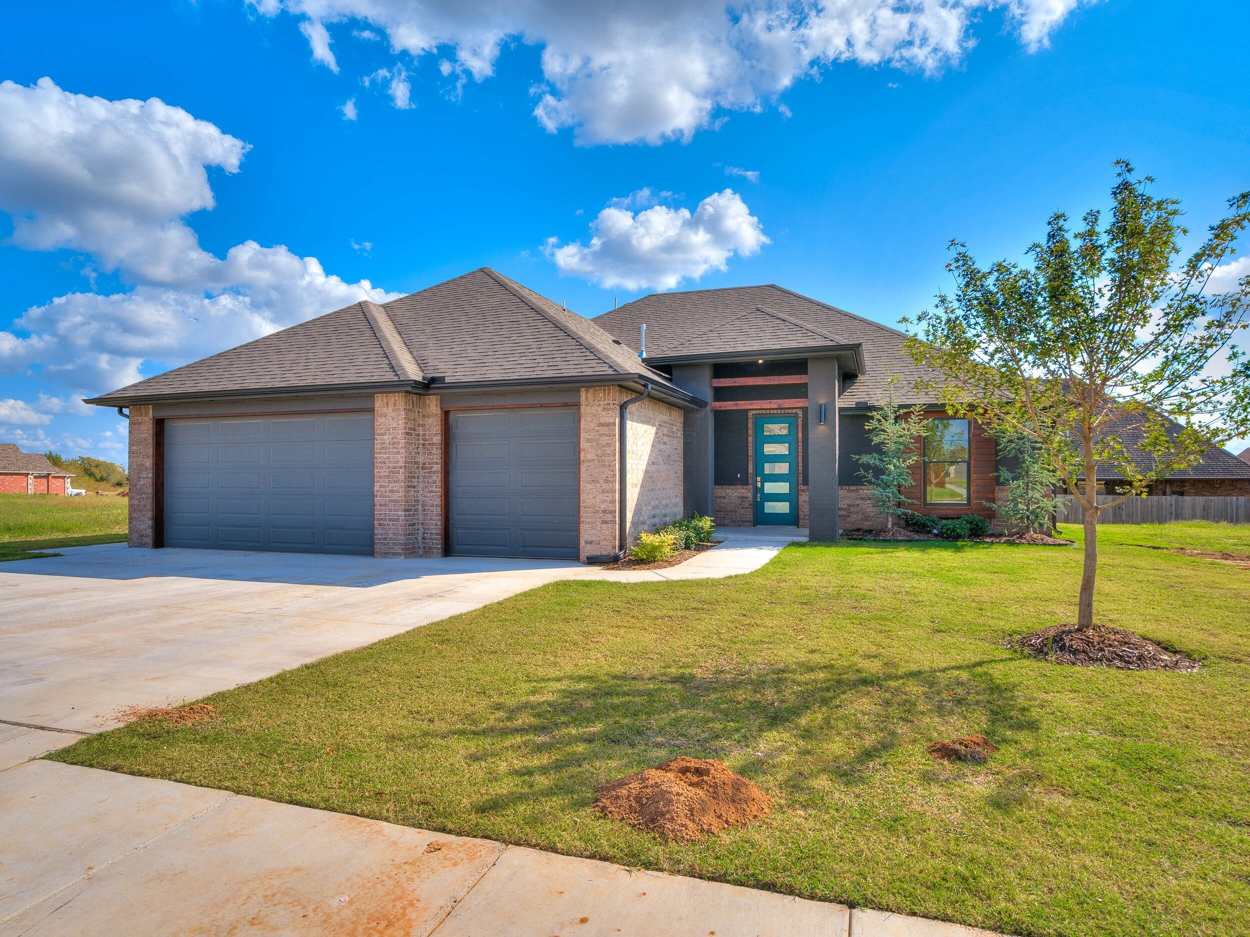 Exteriors — Modern Edge Oklahoma
