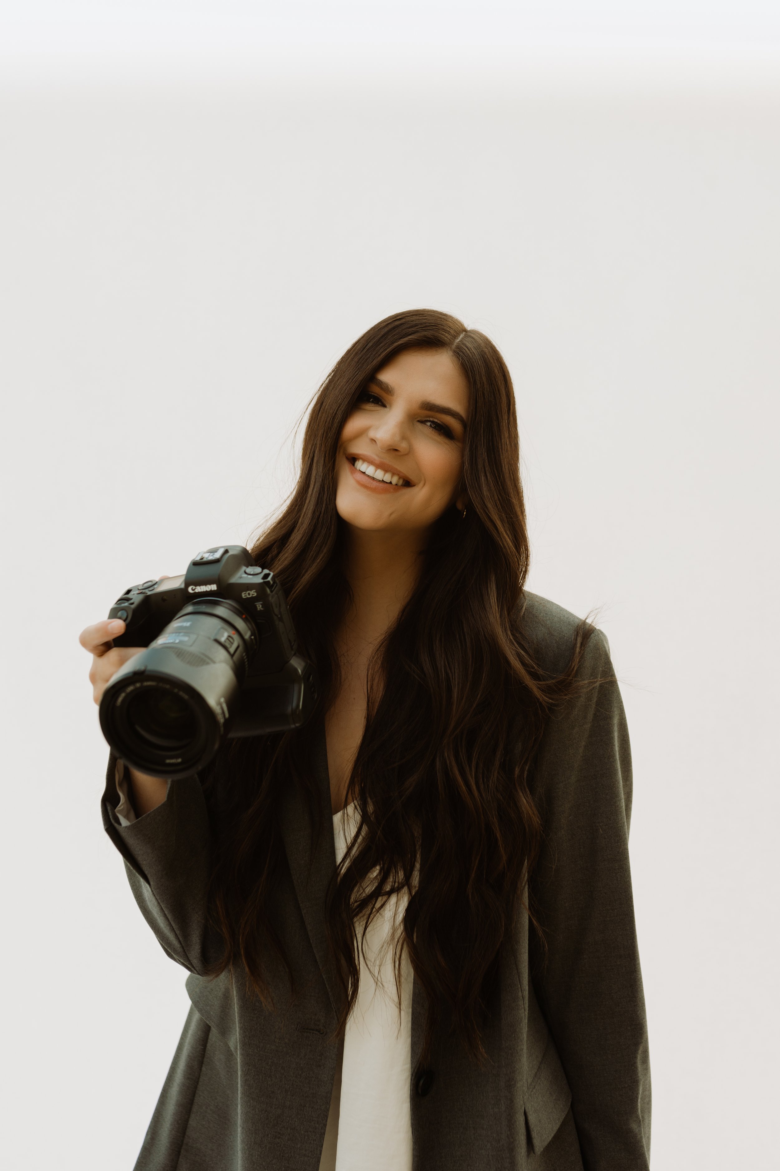 Dani Prince - Wedding Photographer