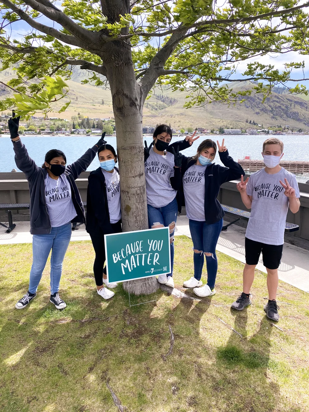 Job Openings — Lakeview Drive In