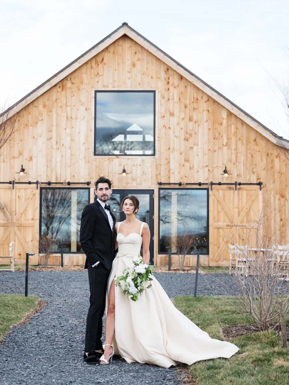 Modern Meets Classic Wedding Ideas — BETH CHAPMAN STYLING