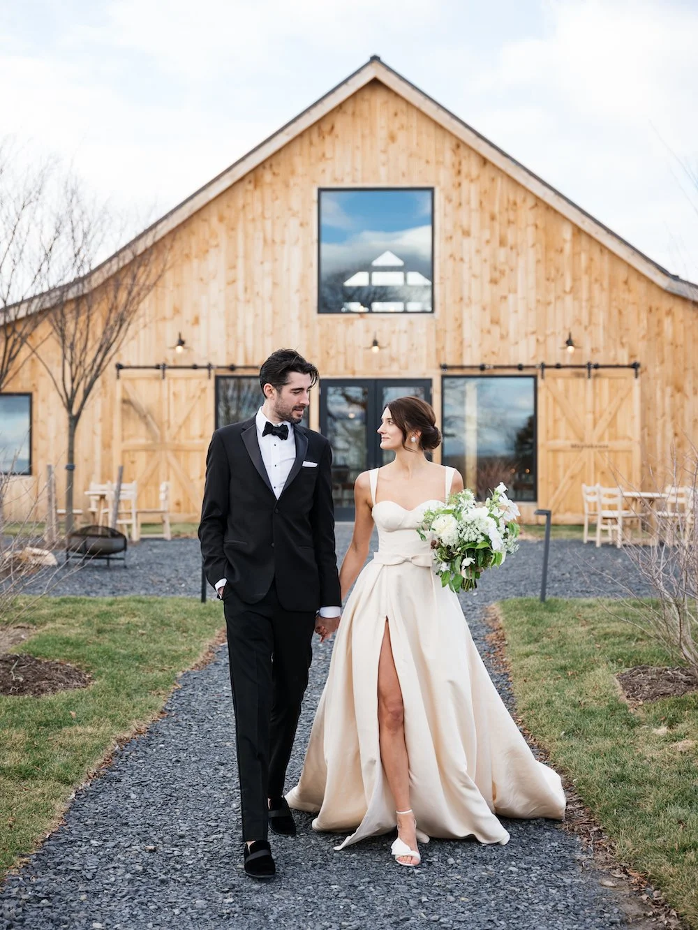 Modern Meets Classic Wedding Ideas — BETH CHAPMAN STYLING