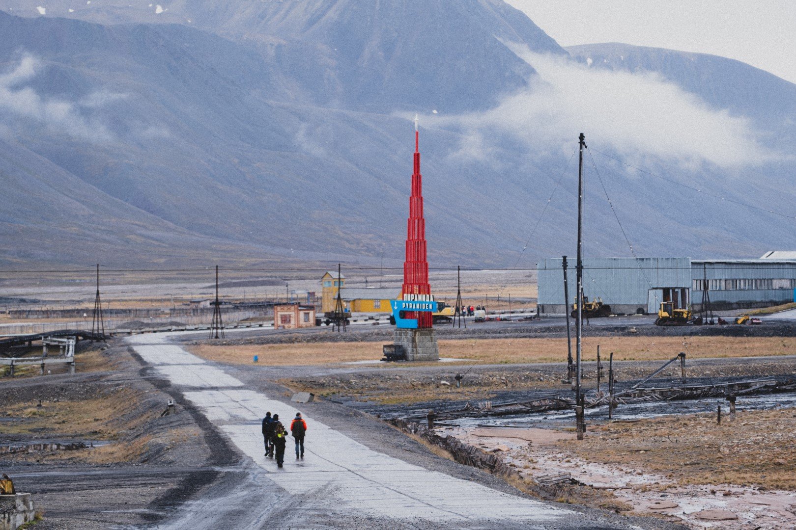 Pyramiden — Vinson of Antarctica & Amundsen