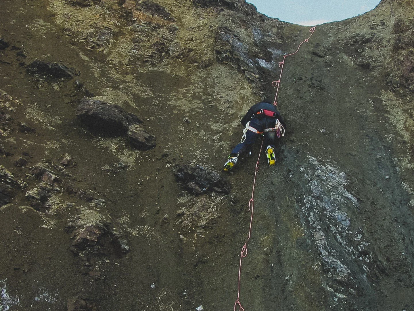 Shackleton Traverse 22’. Crossing South Georgia. — Vinson of Antarctica