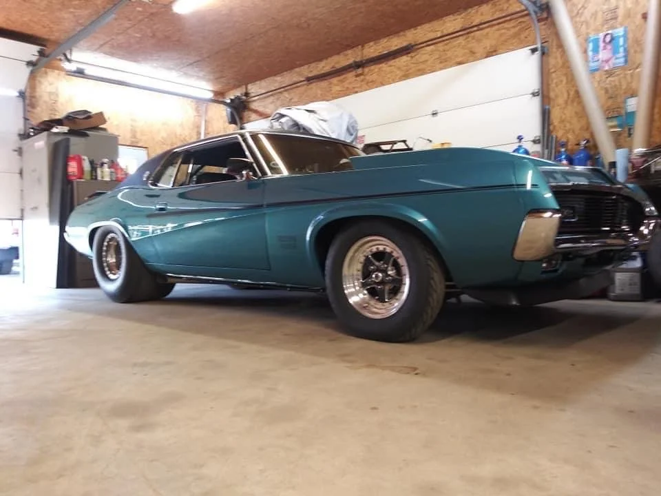 Who’s The Boss? Robert Bartram Ready to Mix Brawn and Style in ...