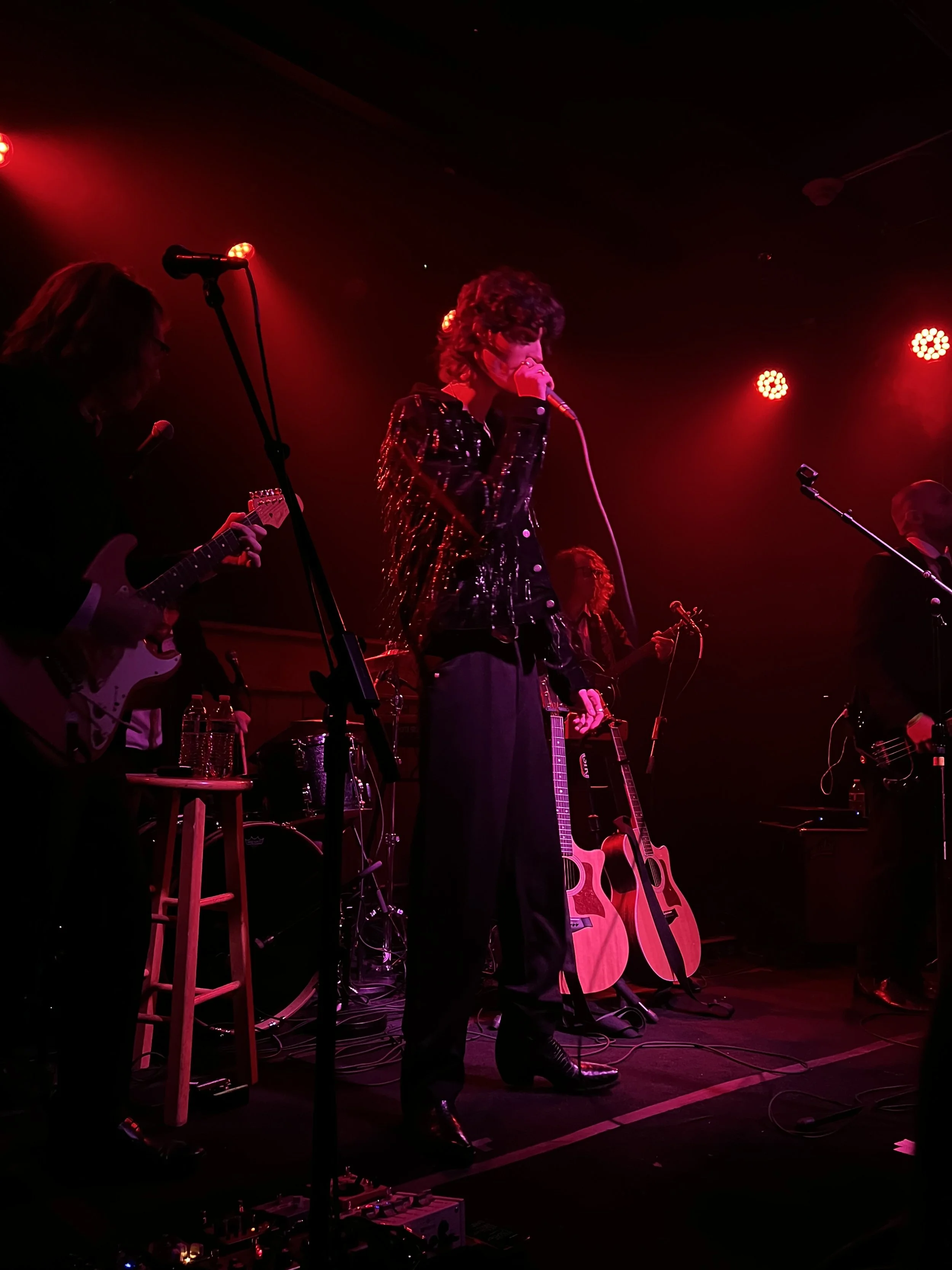 Art as a performance: a deep dive into Sombr. — Firebird.