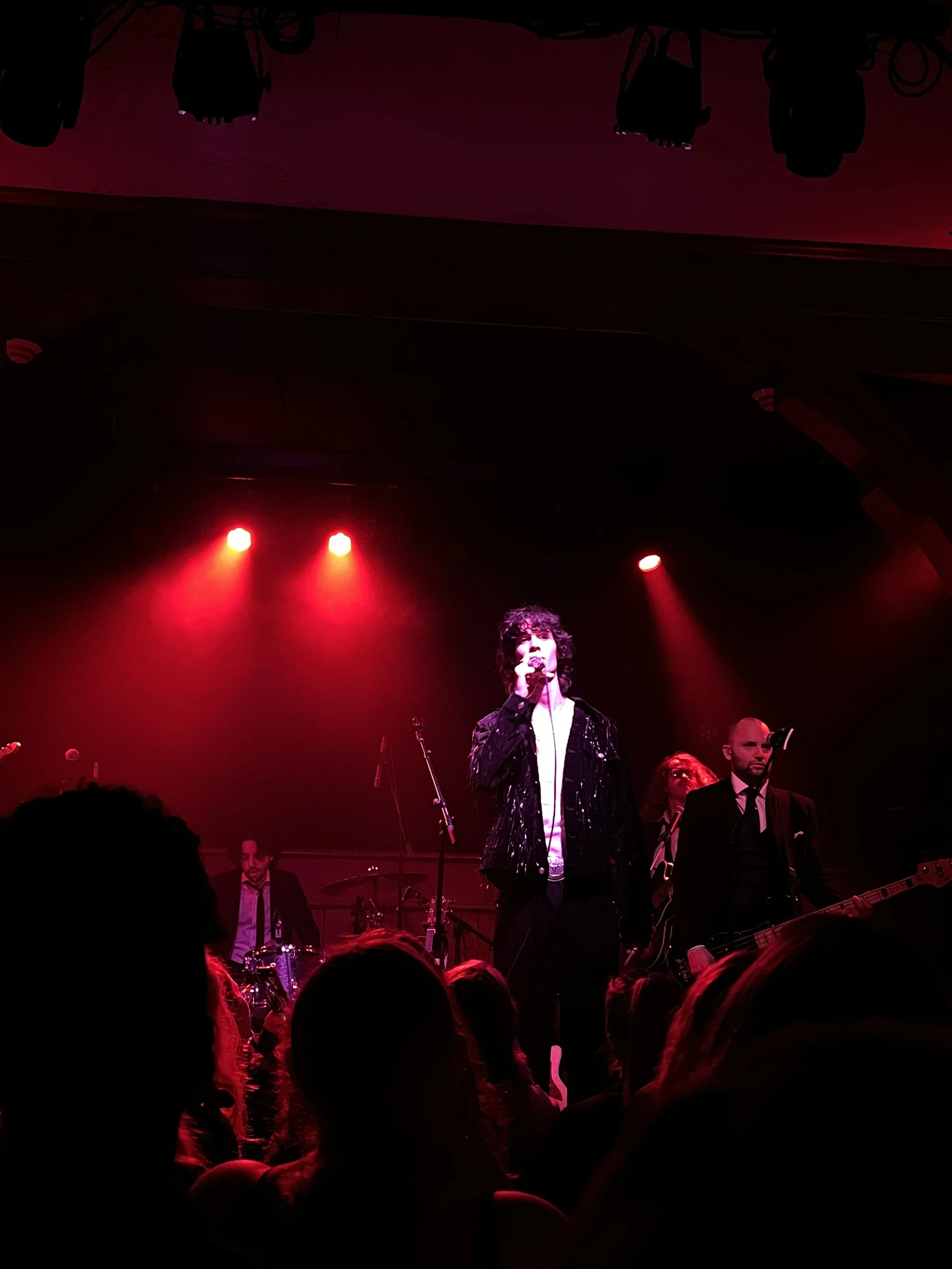 Art as a performance: a deep dive into Sombr. — Firebird.