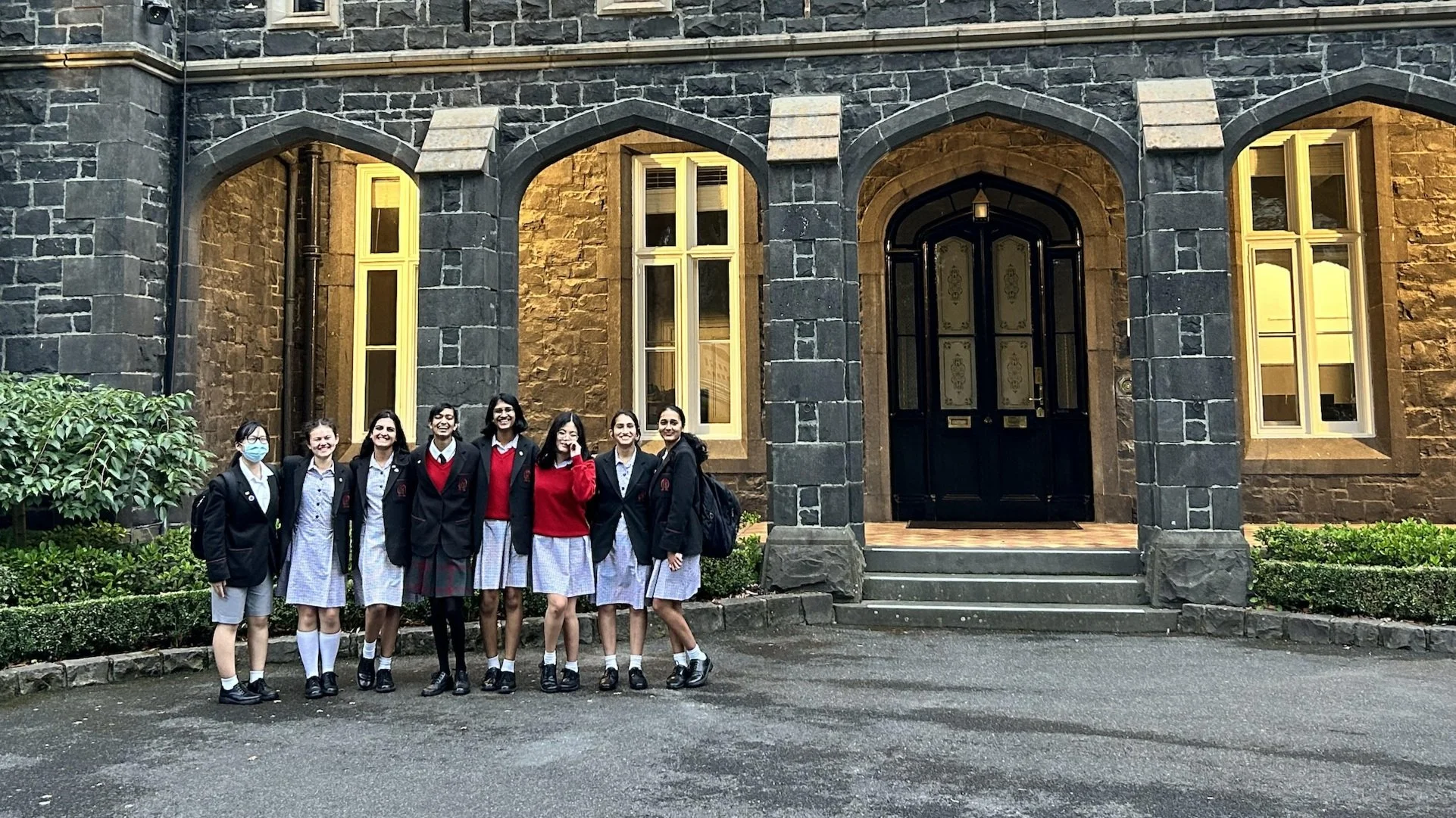 Debaters Association of Victoria Competition — The Mac.Robertson Girls ...
