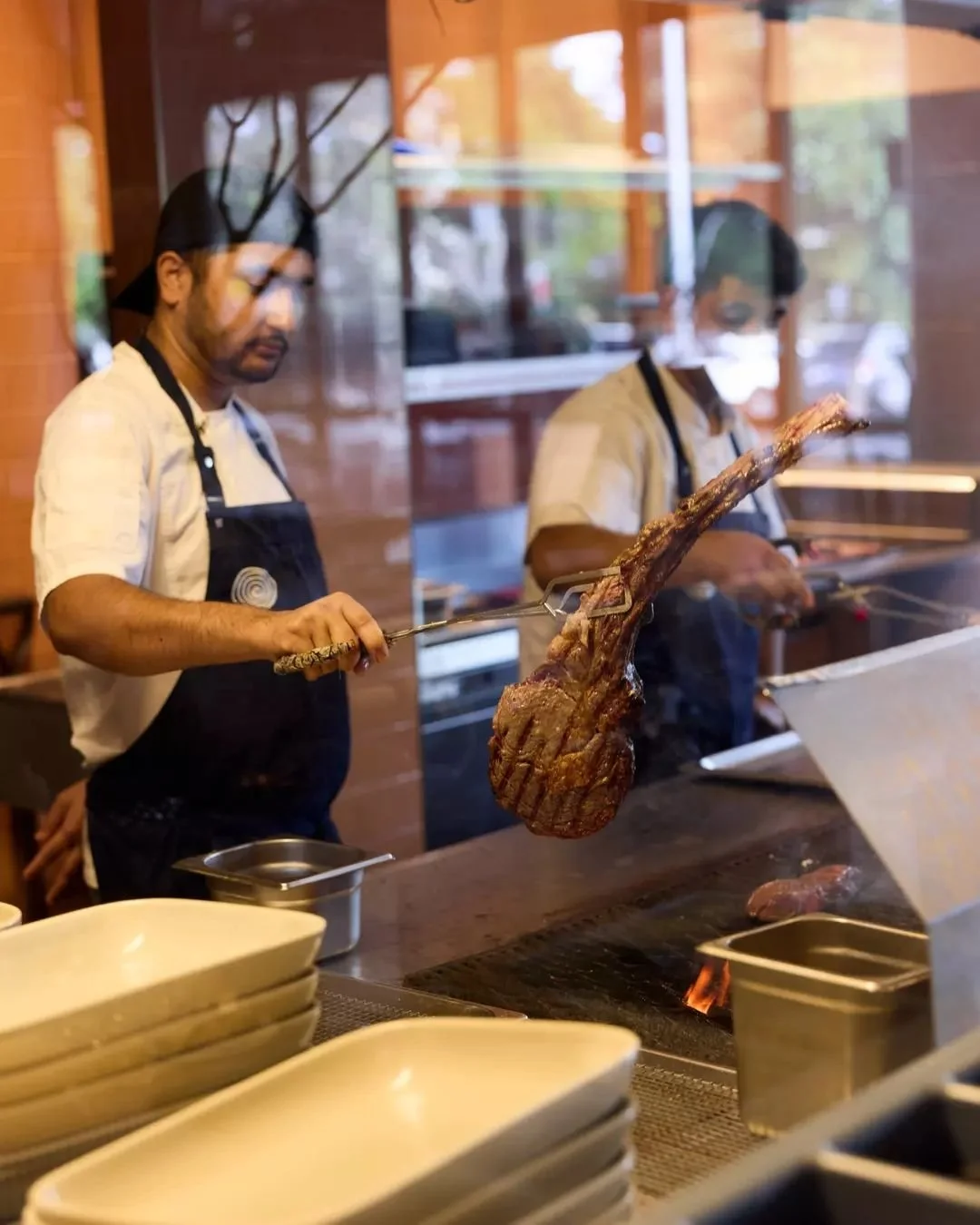 Sydney's Famous Steak & Ribs Restaurants - Hurricane's Grill & Bar