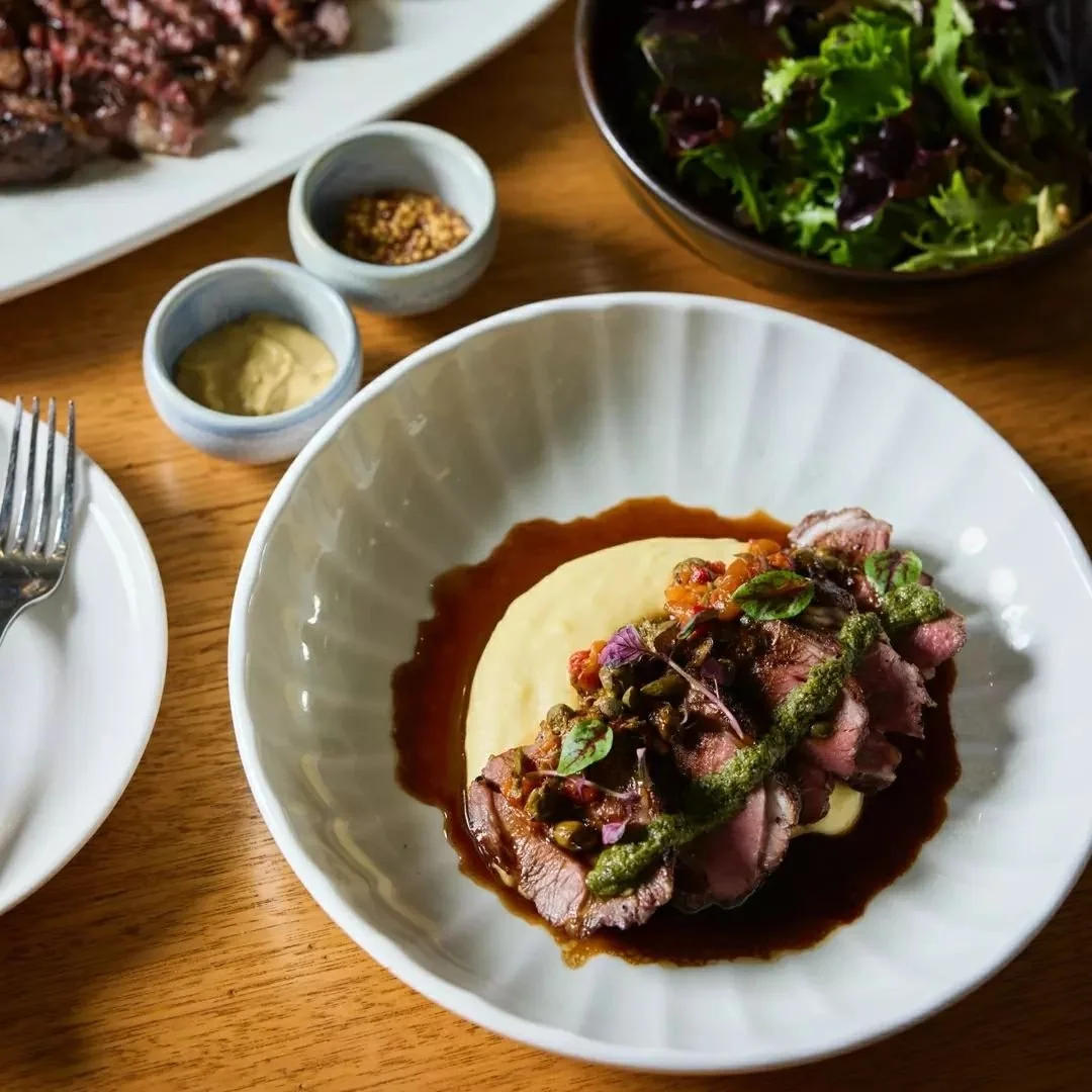 Sydney's Famous Steak & Ribs Restaurants - Hurricane's Grill & Bar