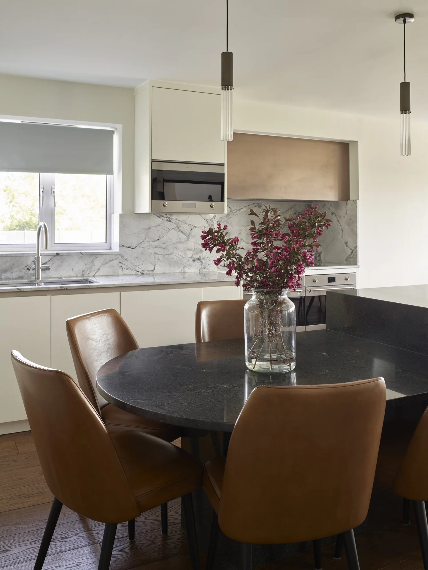 Fieldwick FarmhouseCountry Contemporary, Chilterns — Pia Design