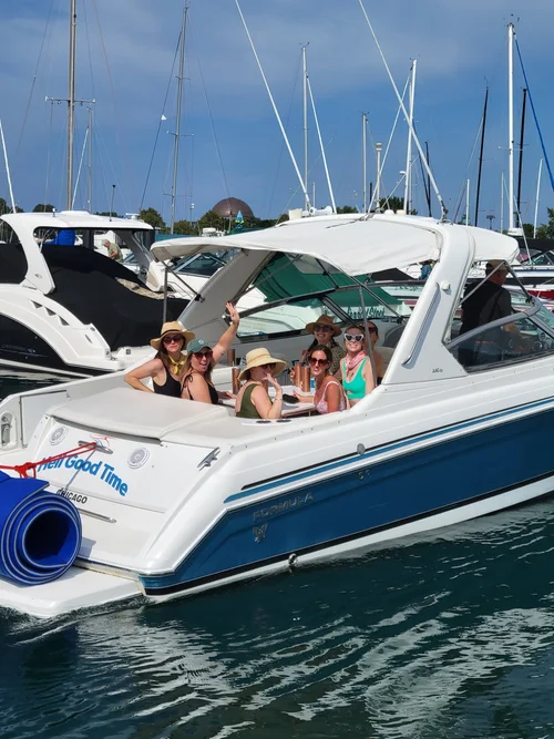 The Chicago Captain Chicago Boat Charter