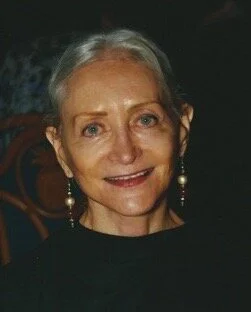 Biography — Elisabeth De Nitto