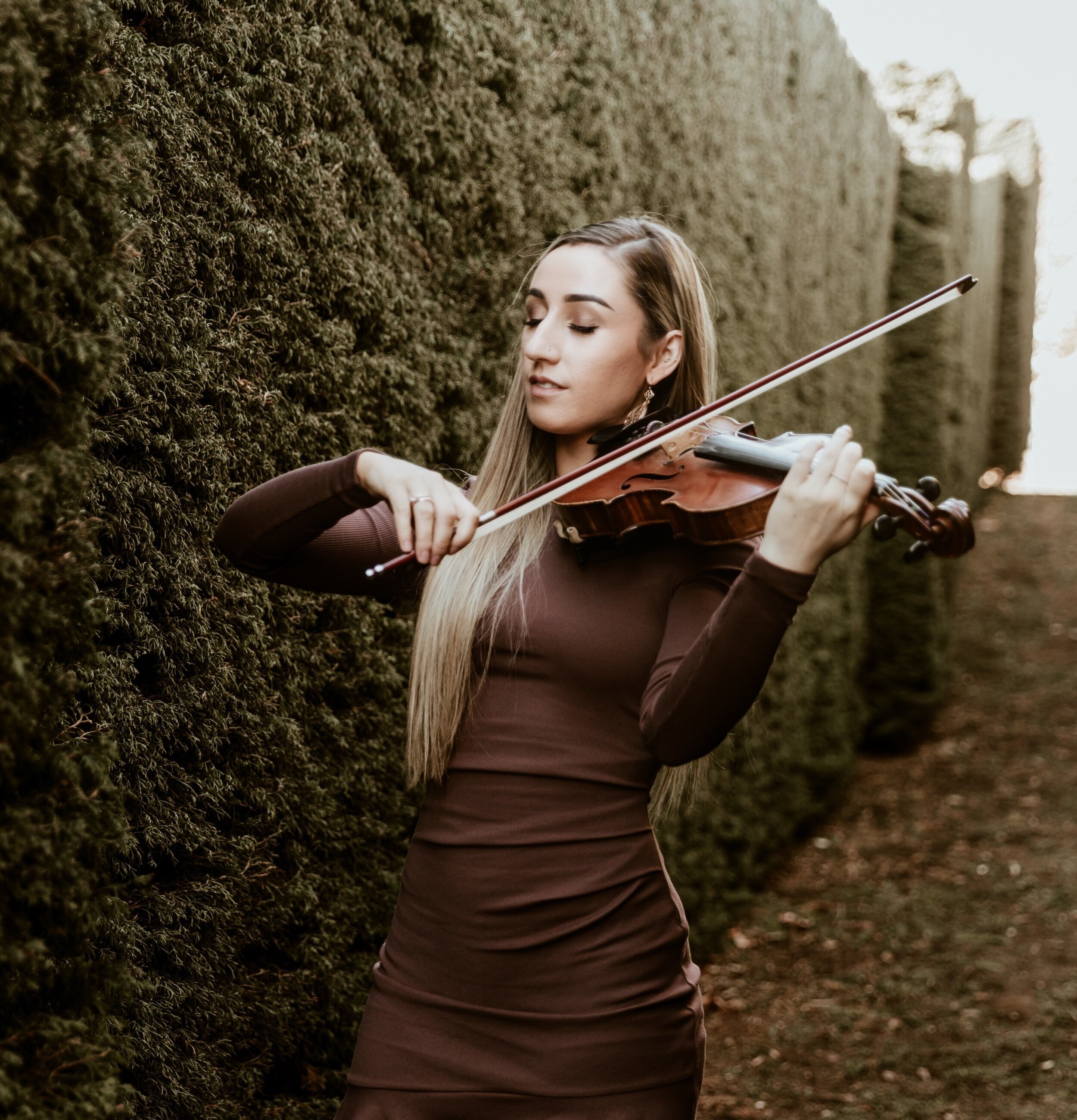 Evangeline Victoria Music | Wedding Violinist