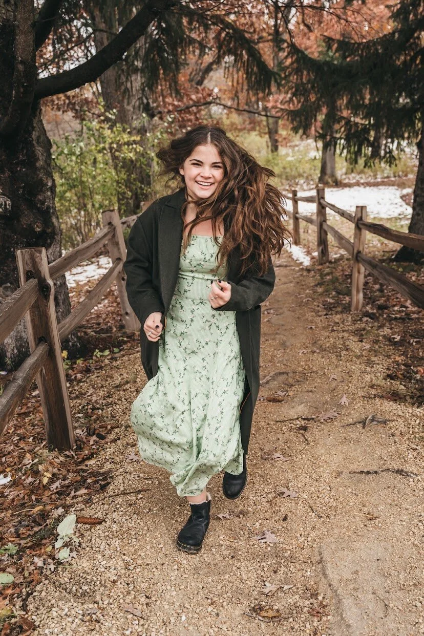 Bio — EVA IGO