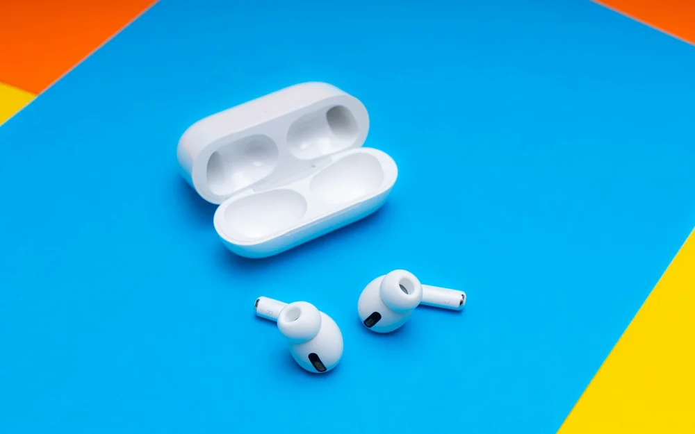 How to Remove AirPod Pro Tips
