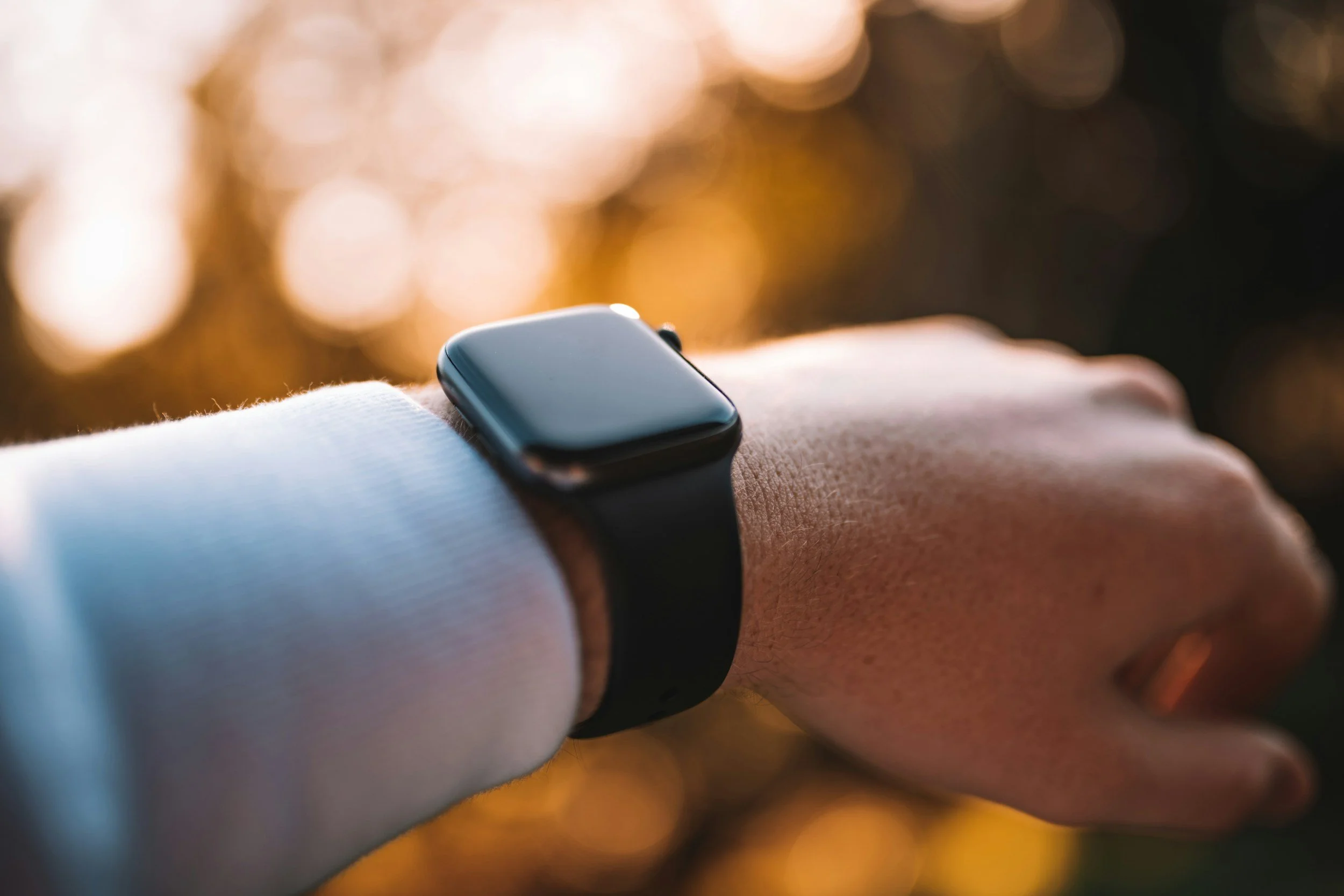 How to Turn Off Apple Watch (For All Models)