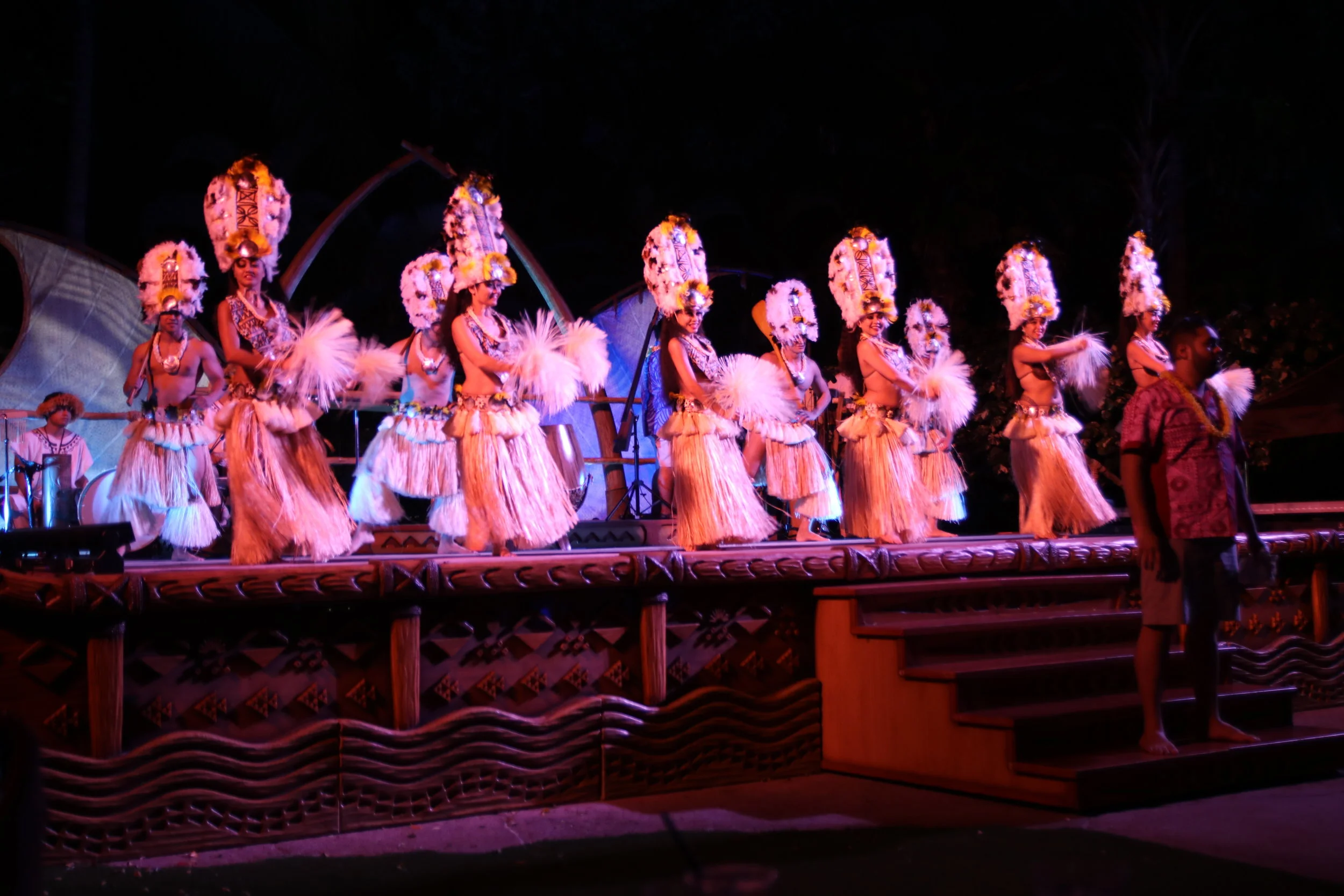 Aulani Luau Review | Ka Wa'a VIP Dinner Show & Experience | The Orlando ...