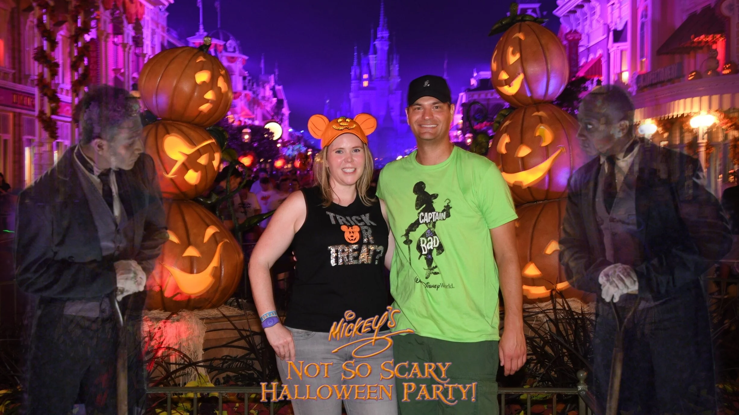 MNSSHP Tips | Candy Haul & Ride Overlays | Disney Halloween Party Guide ...