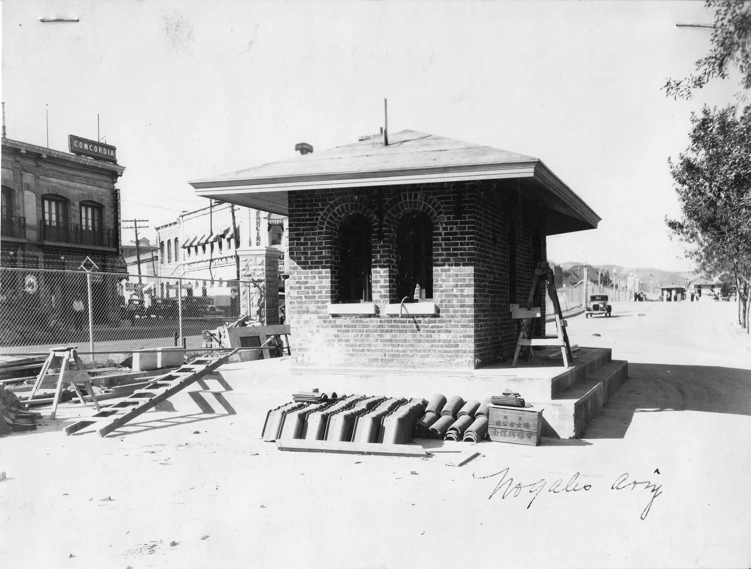 Where to Cross the Border at Nogales — Borderlandia