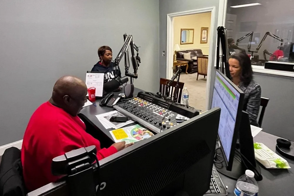 Columbia's Praise 95.7 FM & 1170 AM