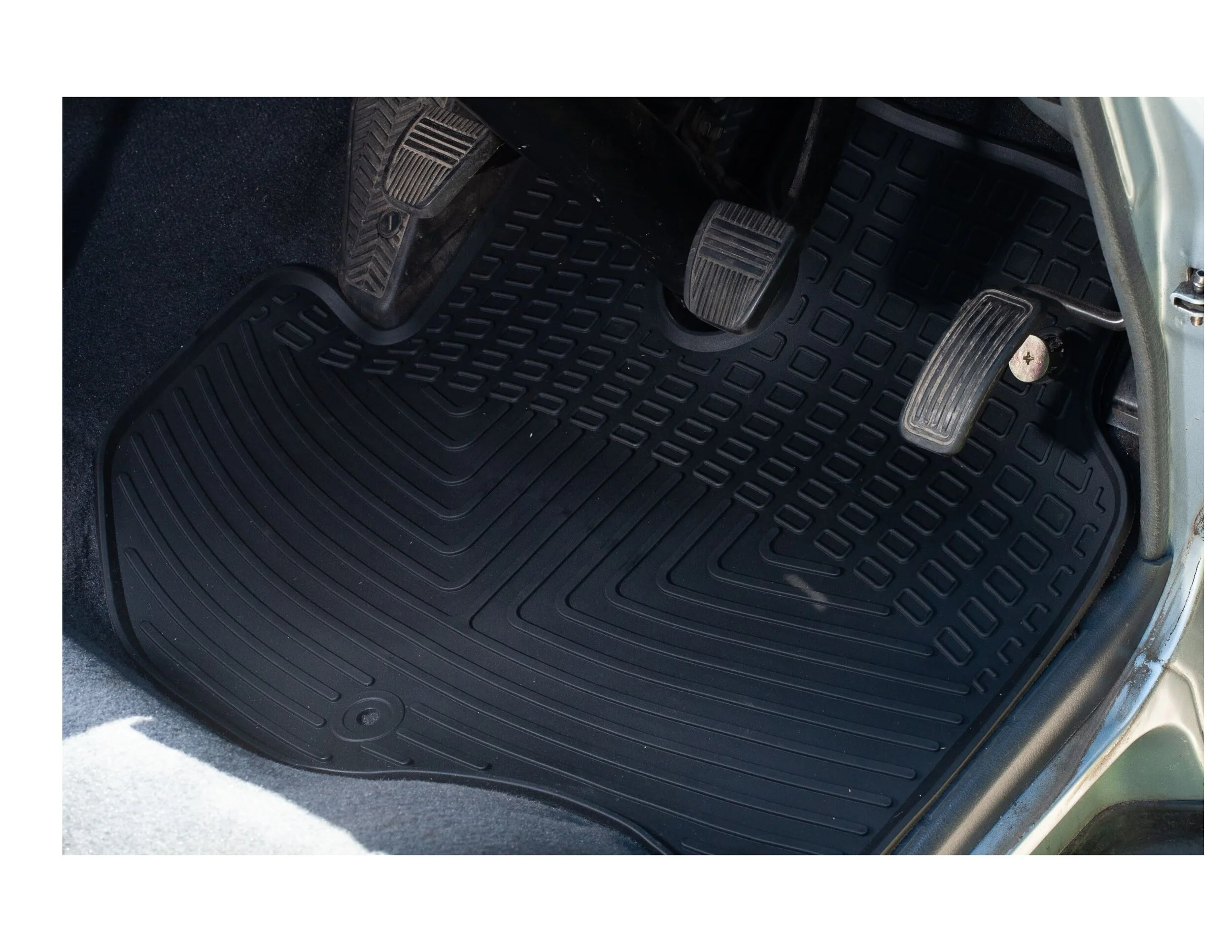 Toyota Hiace Van Cargo Area Mat — HiaceSoutheast