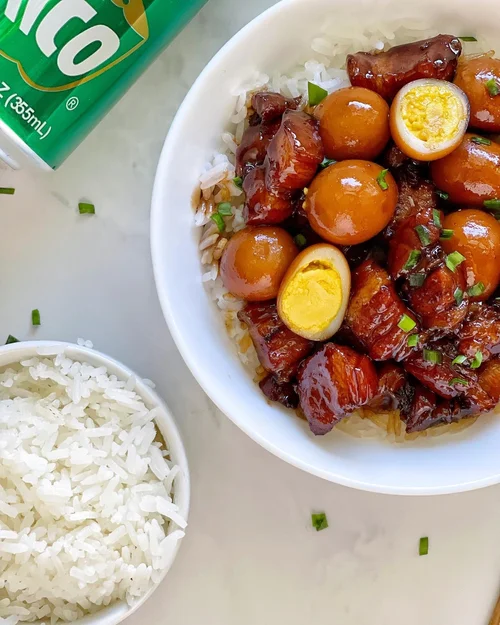 Braised pork and eggs (Kaw Sach J'rouk) — Pete Eats