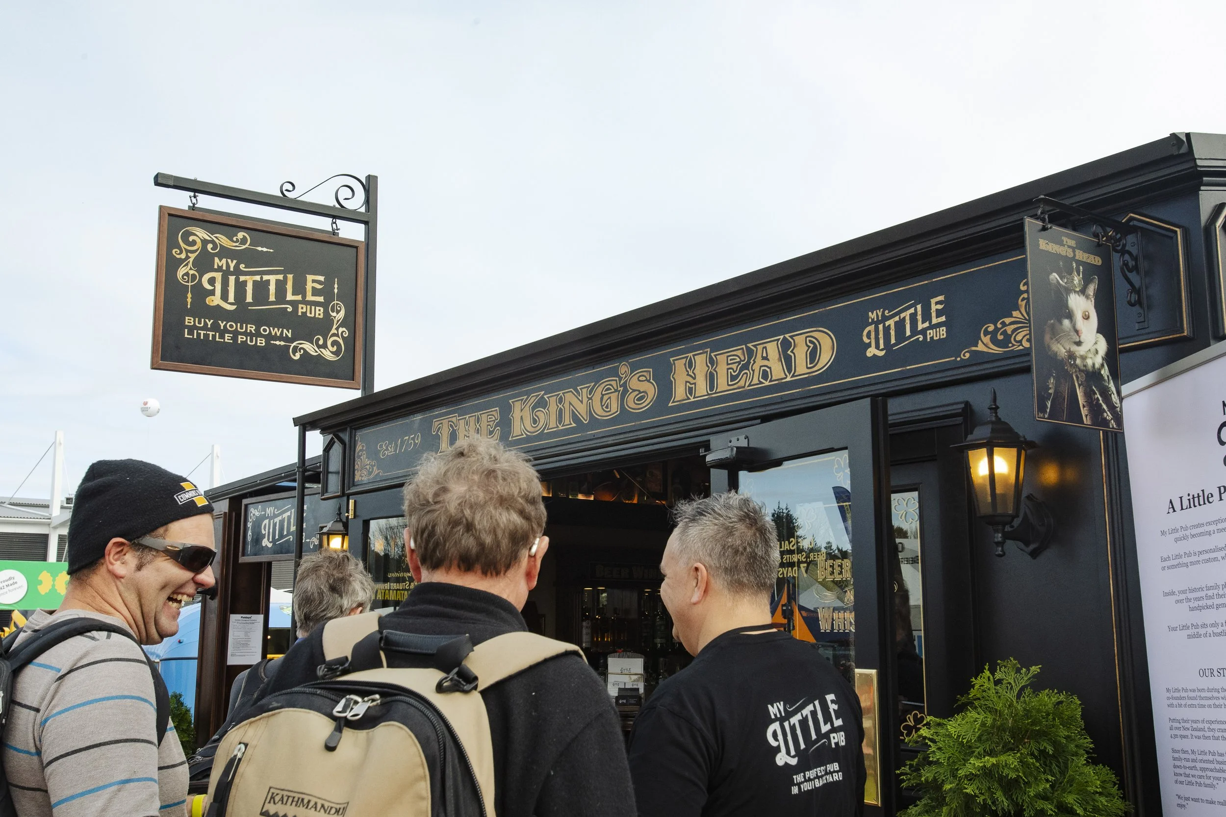 Showcase — My Little Pub
