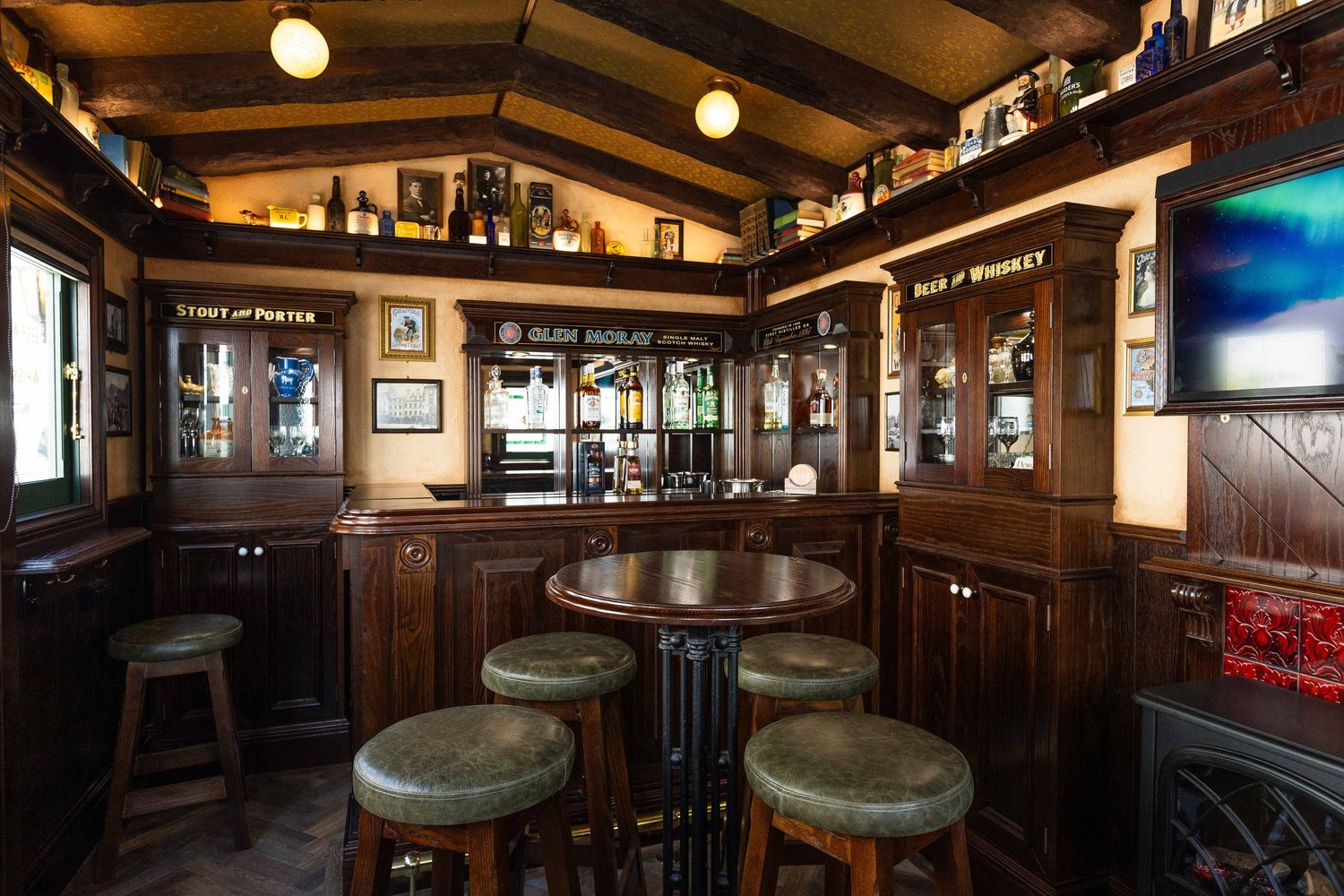 Own a Pub — My Little Pub