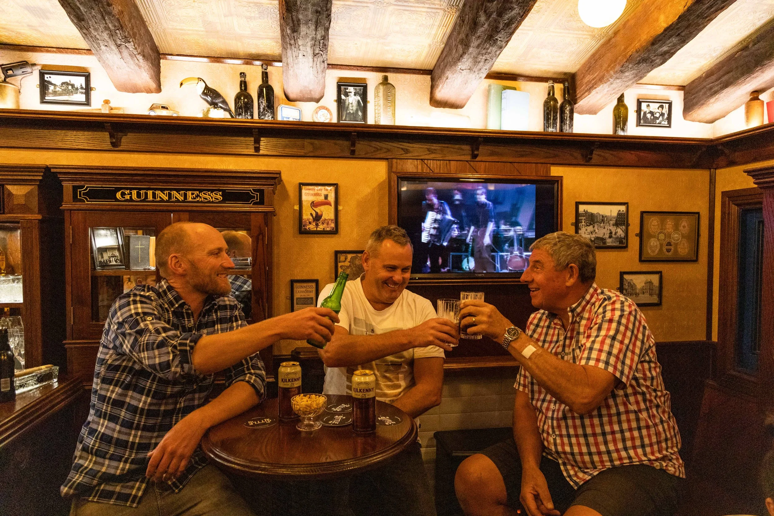Own a Pub — My Little Pub