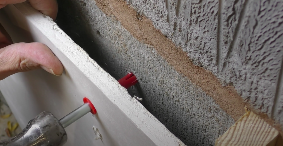How to Fix into Plasterboard — Charlie DIYte