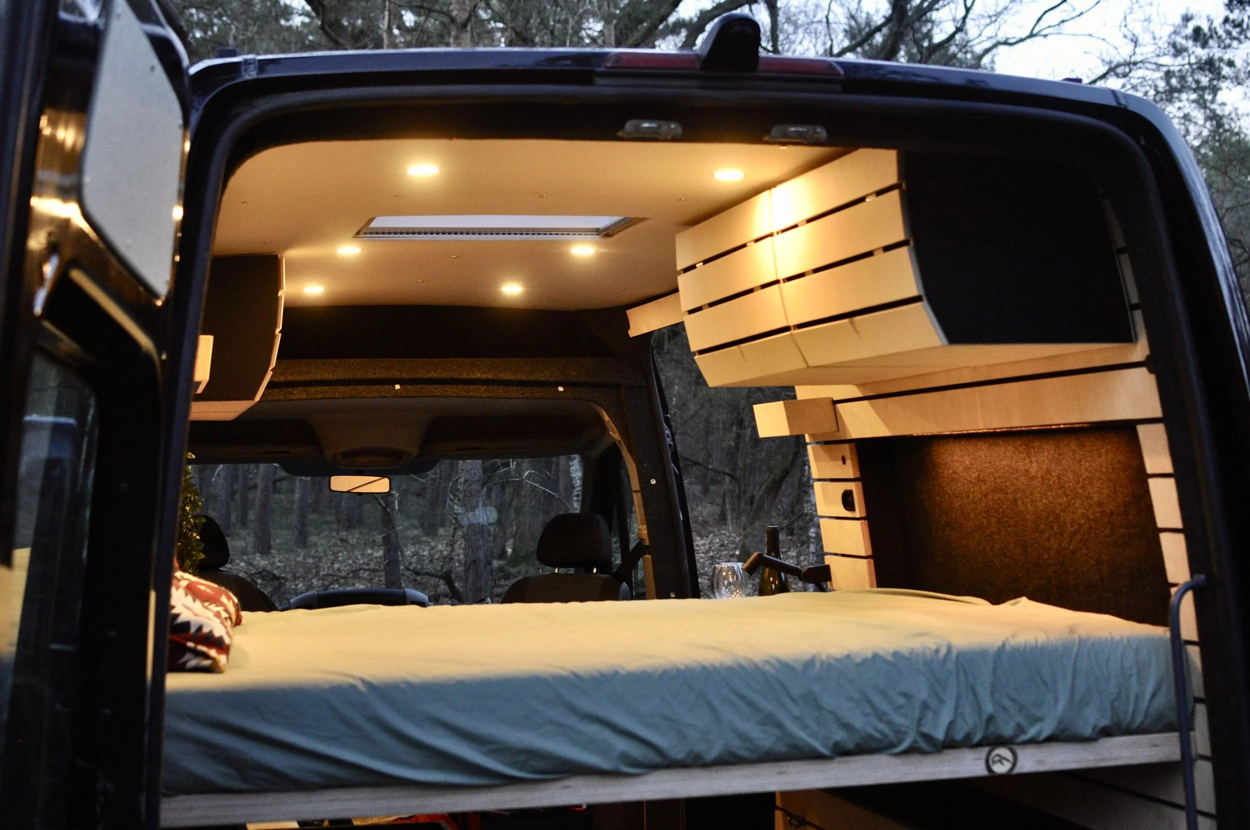 Avontuurlijke campers, semi custom en Off-grid