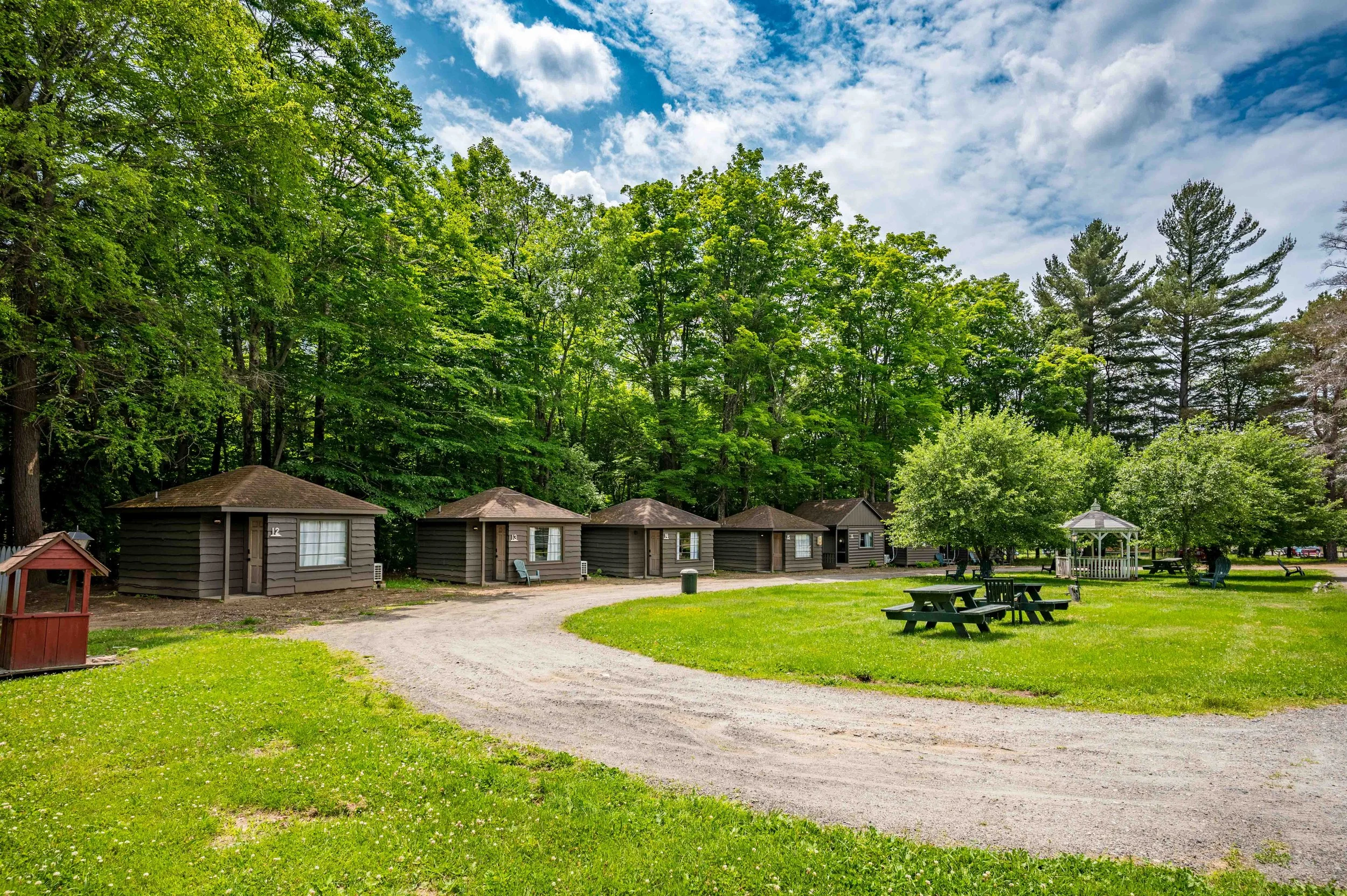 Park Motel and Cabins For Travelers | Tupper Lake
