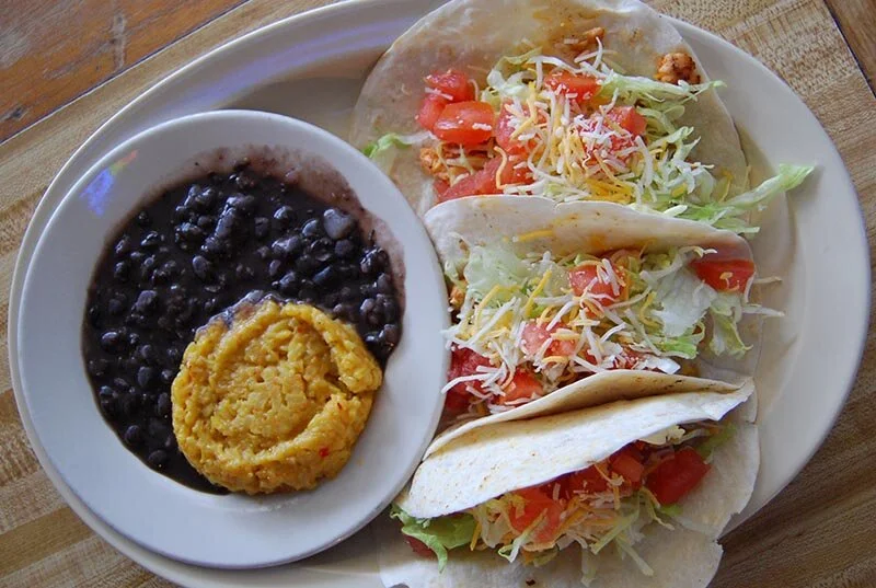 Putters Patio and Grill