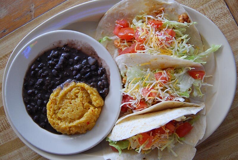 Putters Patio and Grill