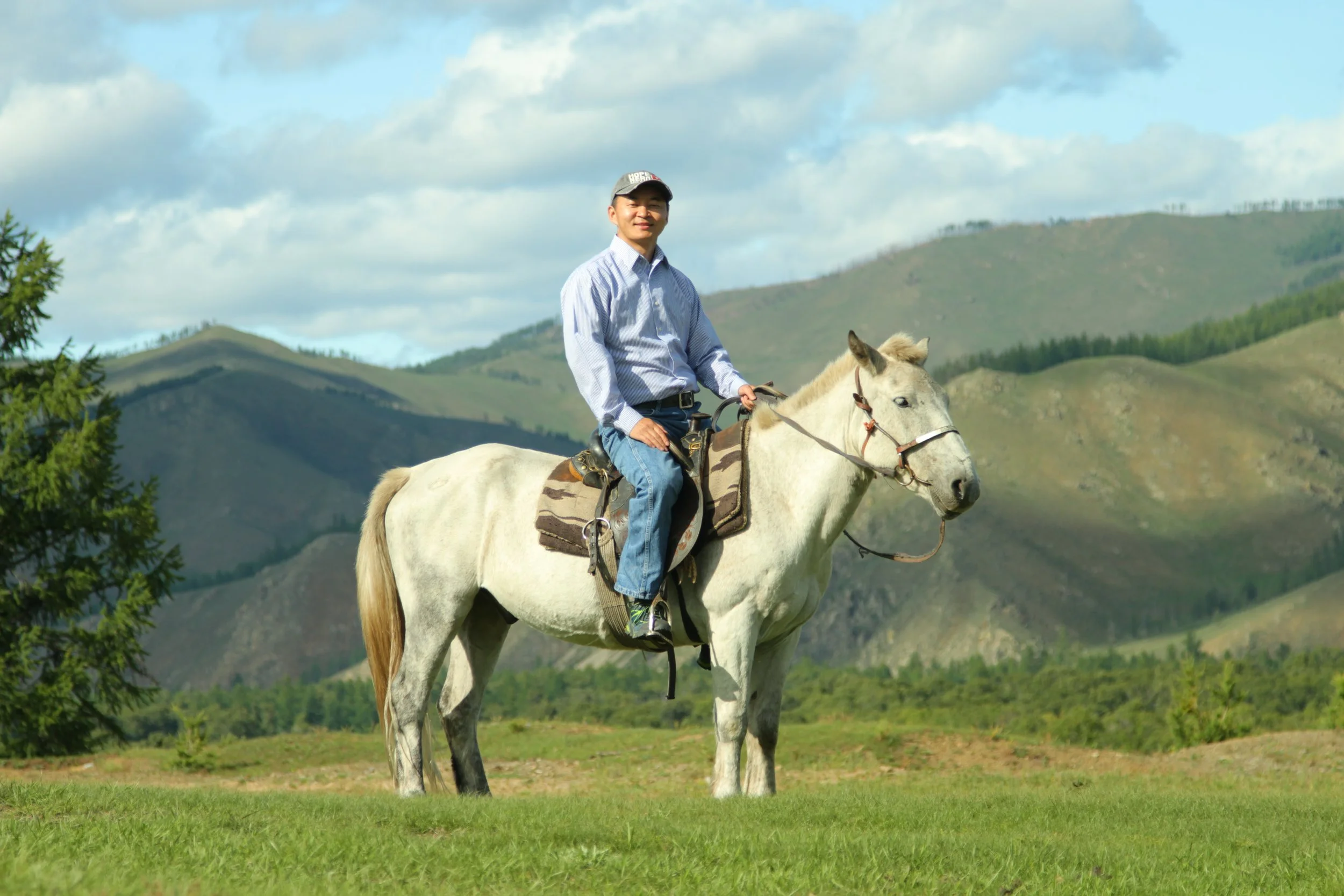 5-day Mongolia trip to the Altai mountains, Mini Gobi Desert, and Eagle ...