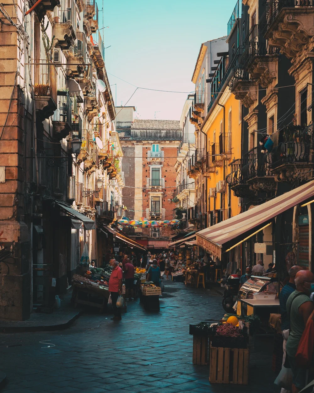 A Local Guide to Catania's Best Restaurants - Authentic Dining in ...