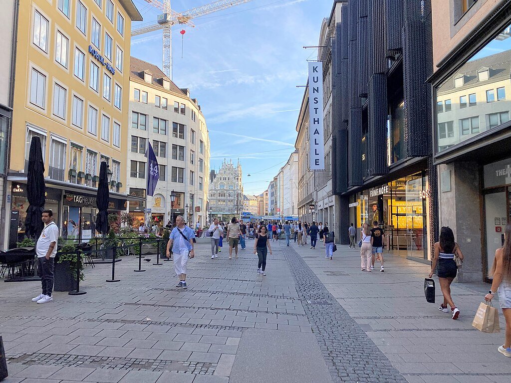 Where to Stay in Munich - My 5 Favorite Neighborhoods — Go Ask A Local