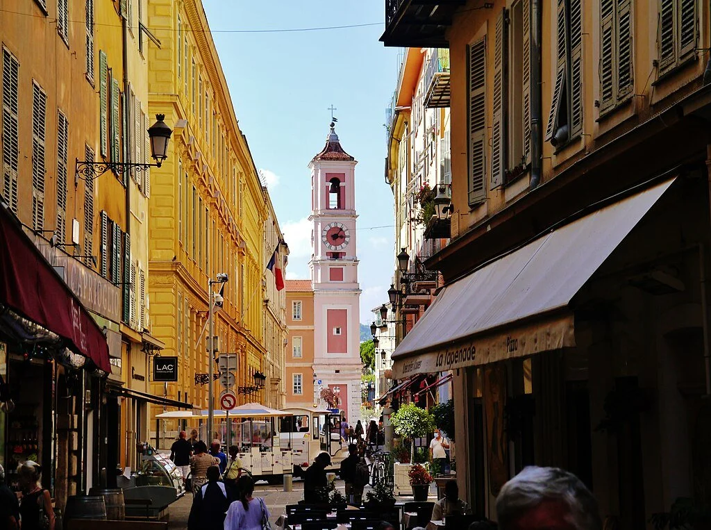 Where to Stay in Nice, France - A Local’s Neighborhood Guide — Go Ask A ...