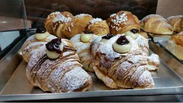 A Local Guide to Positano's Best Restaurants — Go Ask A Local